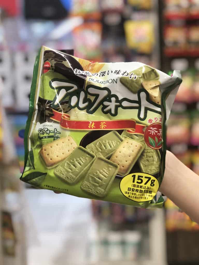 Matcha Flavoured Snacks You Need to Try in Japan!